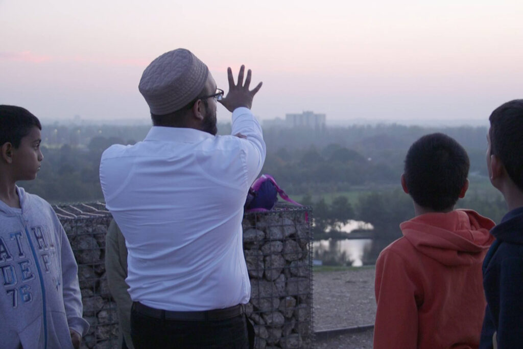 UK moon sighting course could spell end of ‘moon wars’ - Hyphen