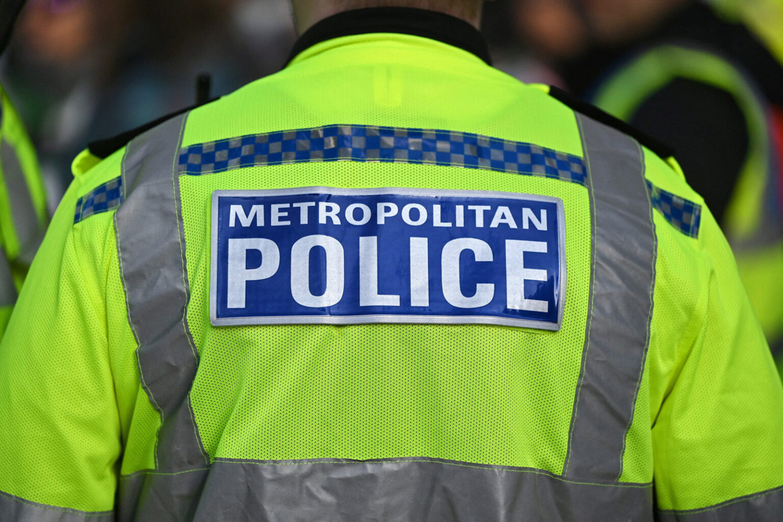 Met officer guilty of gross misconduct over racist tweets - Hyphen